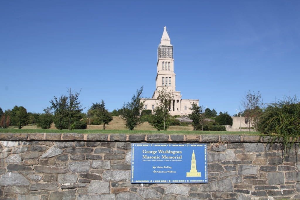 Top 10 Reasons to Live in Rosemont | The Goodhart Group